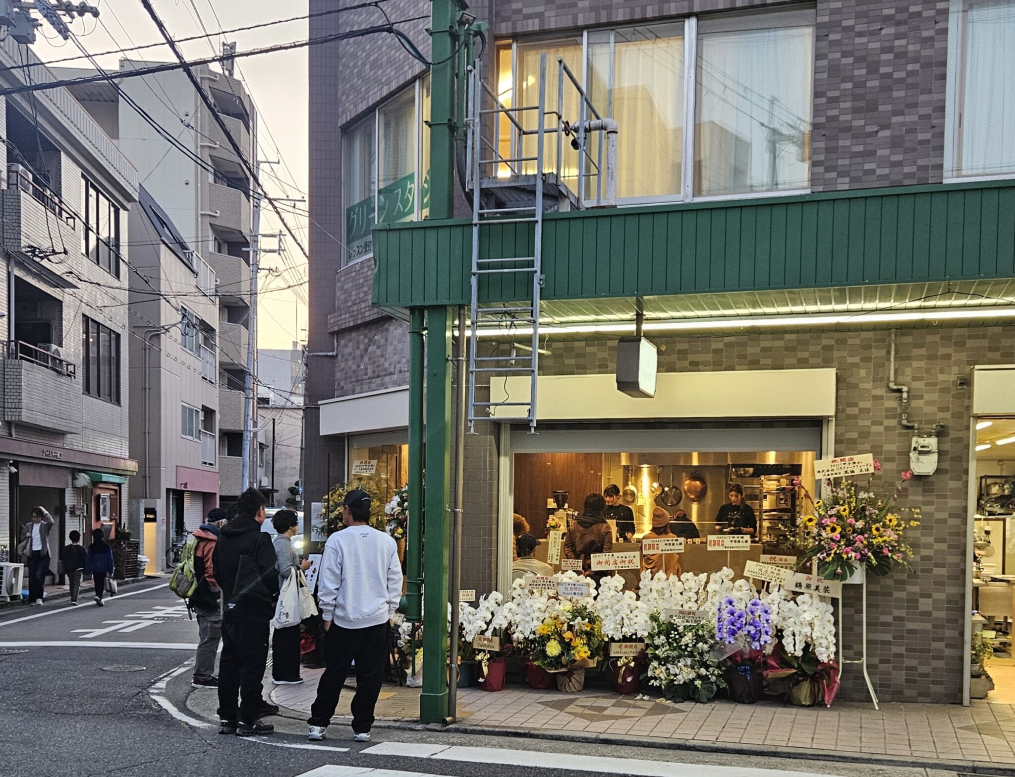 【新店】ドーナツの人気店が甲子園口に！「SHICT 甲子園」限定の『スイートポテトムースのドーナツ』！【西宮グルメ】【甲子園口】 | 奥大輔の西宮探検日記